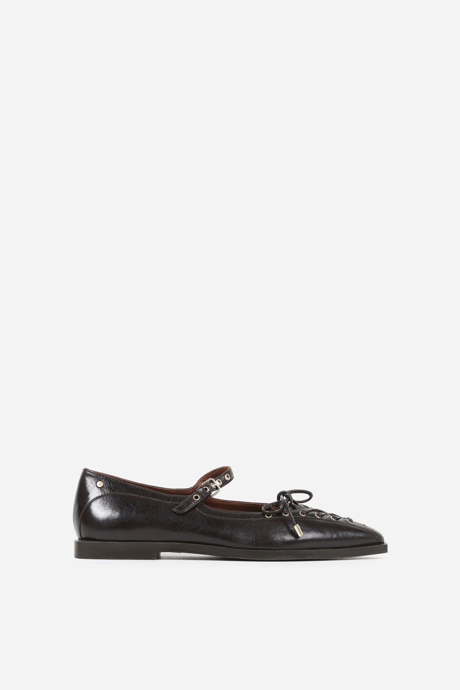 BRONX Shoes | Official Brandstore | Escaping the Ordinary Since 1886